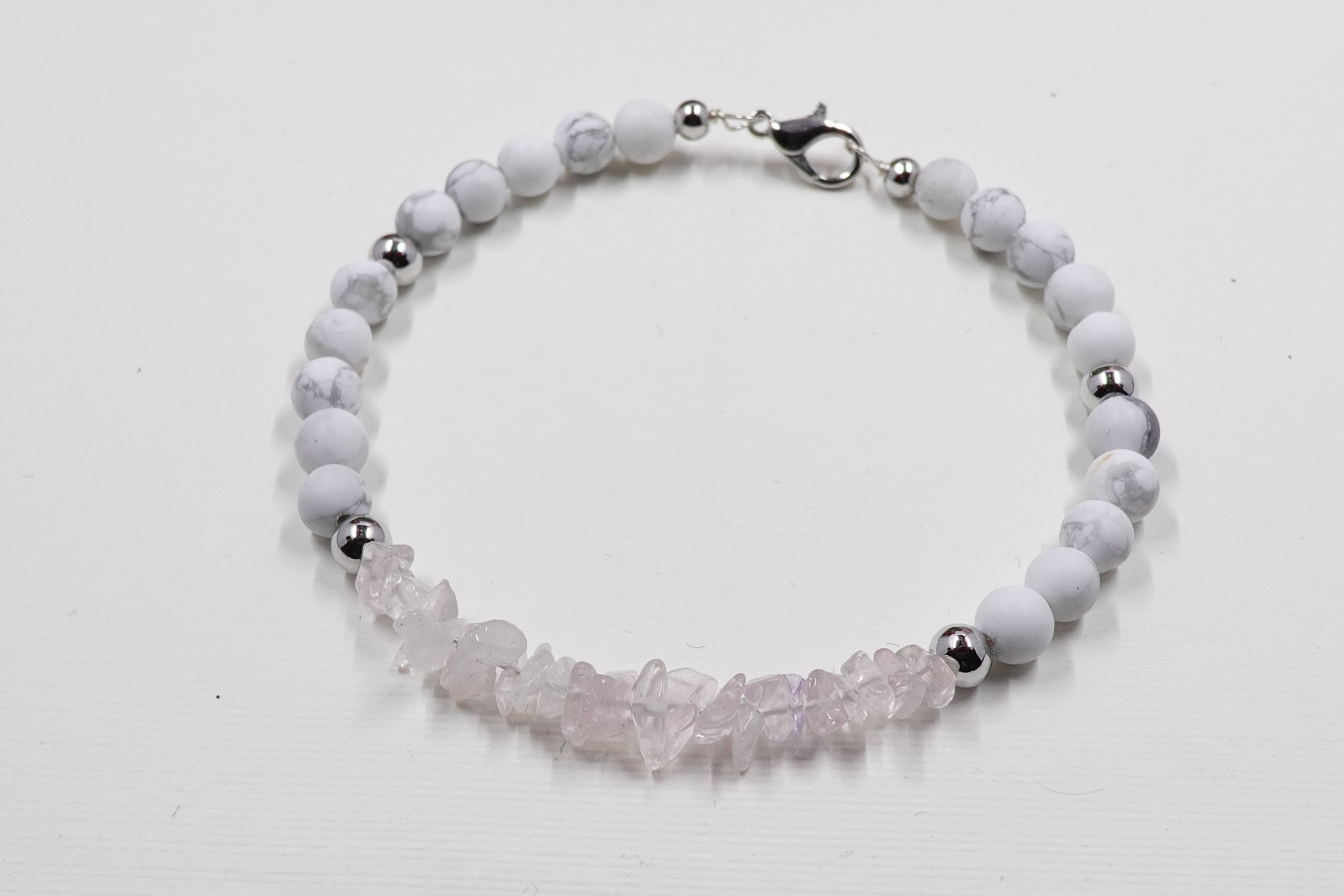 Howlite and Rose Quartz – The Beading Gemini